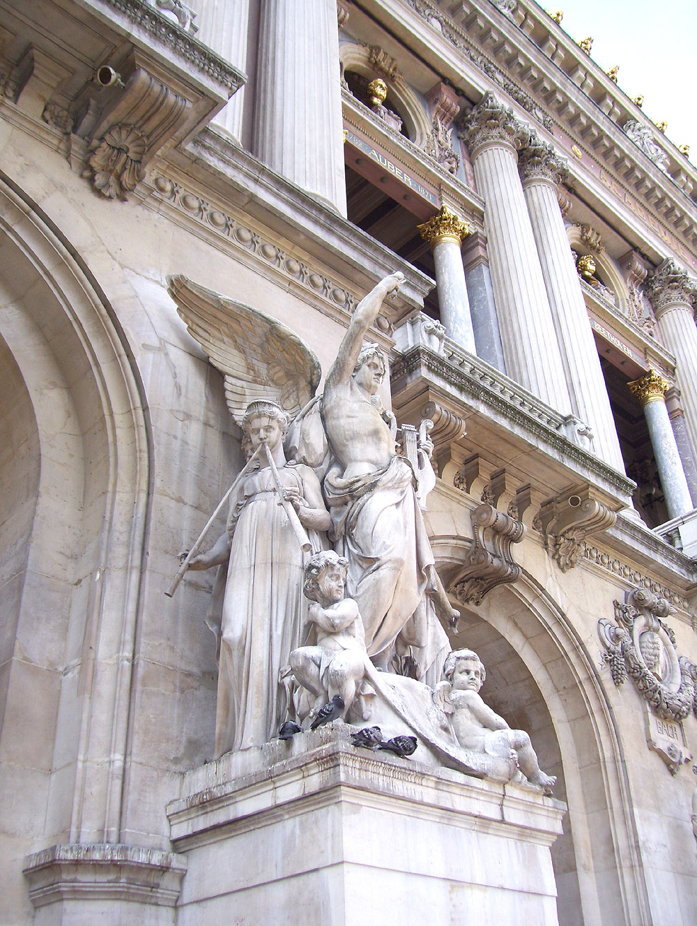 SOME-PHOTO-IMPRESSIONS-FROM-PARIS- 2008